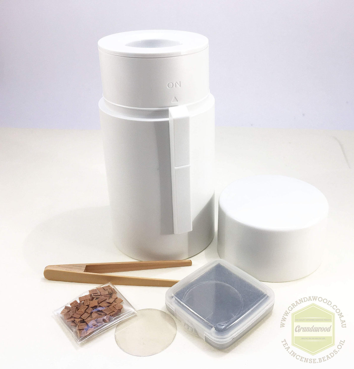incense heater White Battery-Powered Incense Heater (KODUTU)- Made in ...